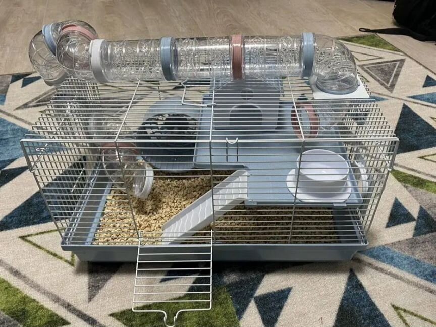 Клетка для хомяка почти новая