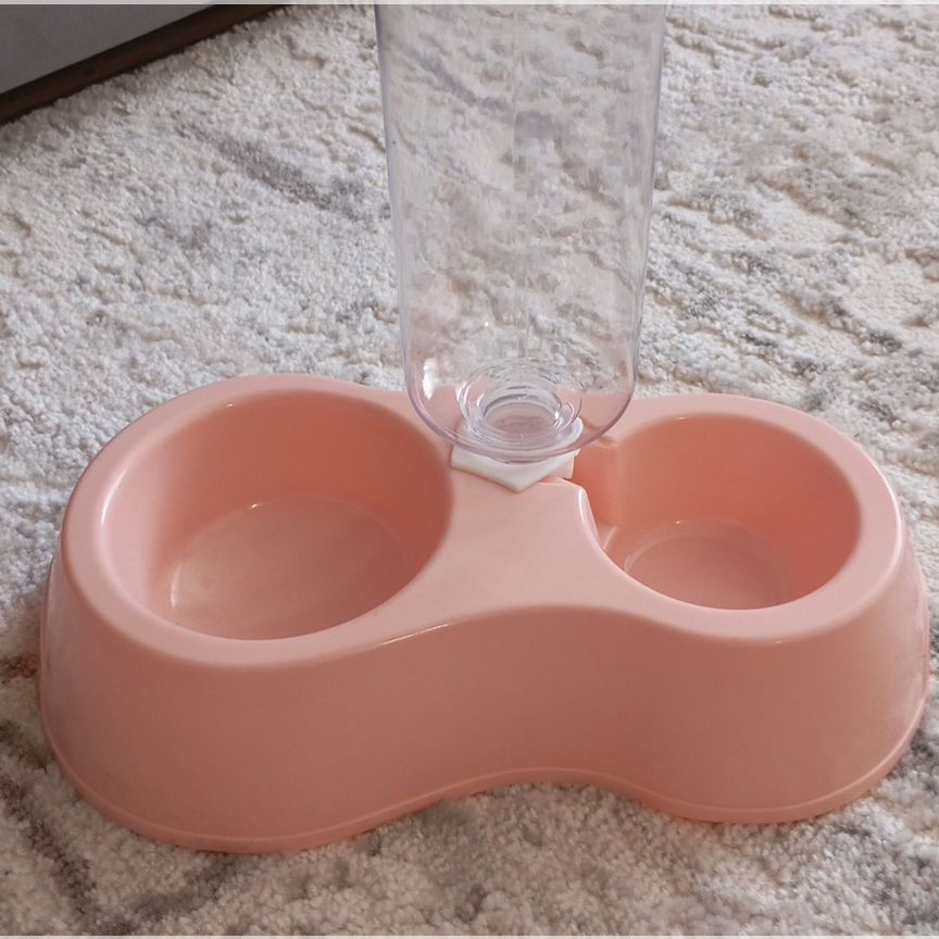 Миска для кошек с поильником