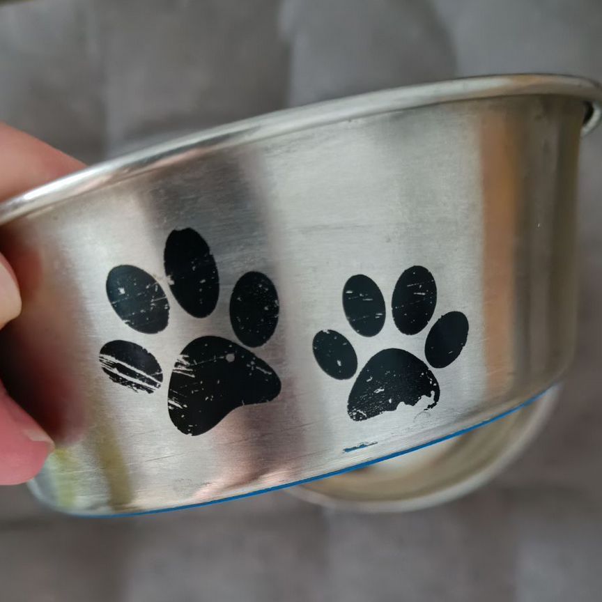Миски для собак металлические