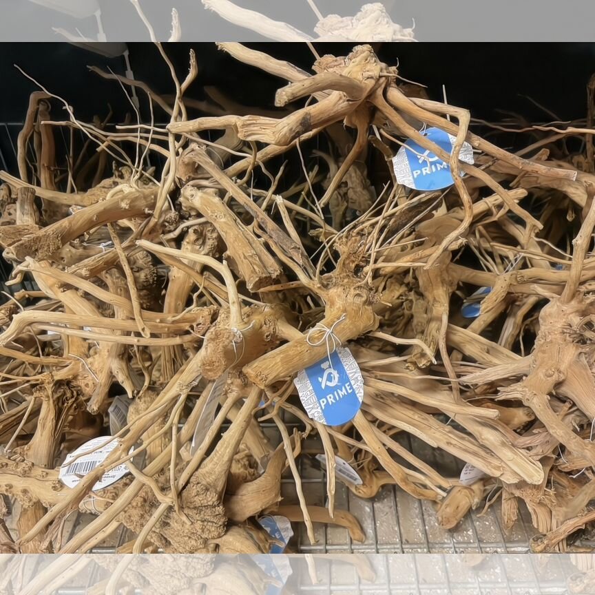 Коряги и камни для аквариума