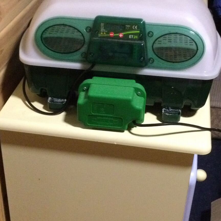 Инкубатор River ET 24 для яиц