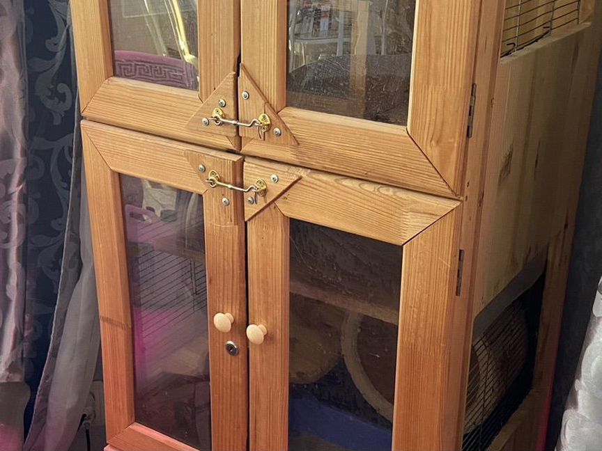 Клетка витрина для шиншиллы бу