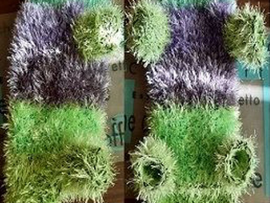 Комбинезон для маленькой собаки (ручная вязка)