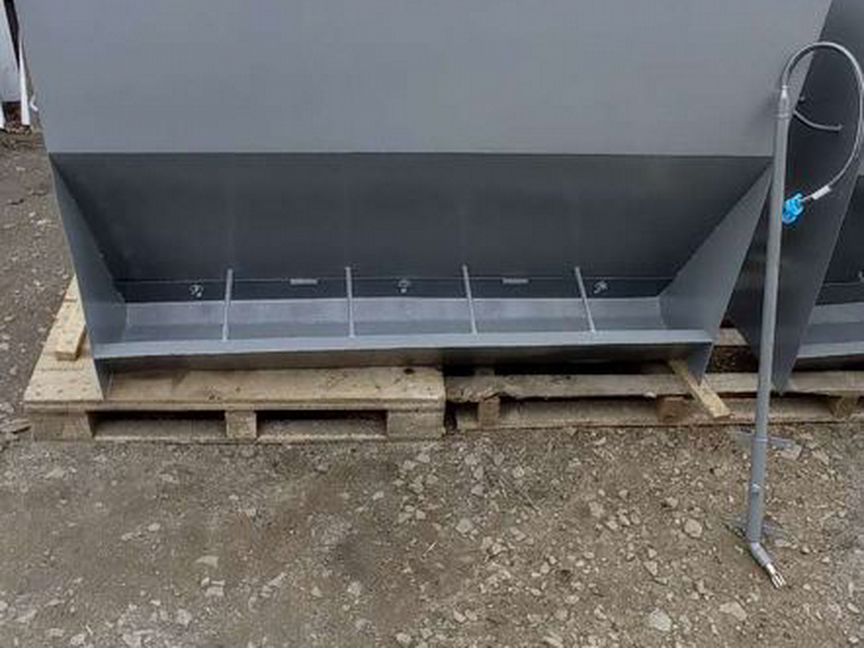 Кормушка для свиней/поросят См фото