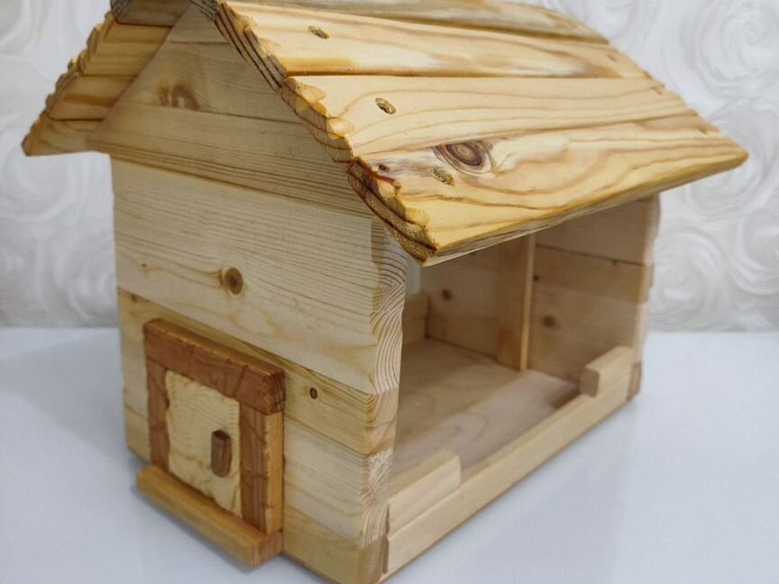 Кормушка для птиц