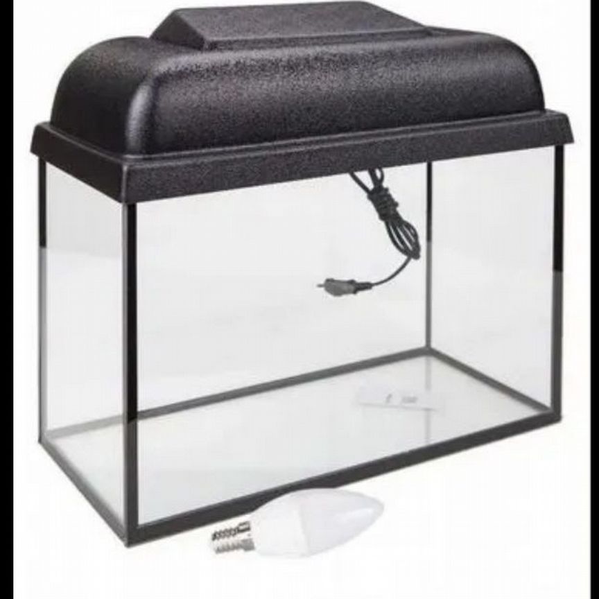 Аквариум с рыбками