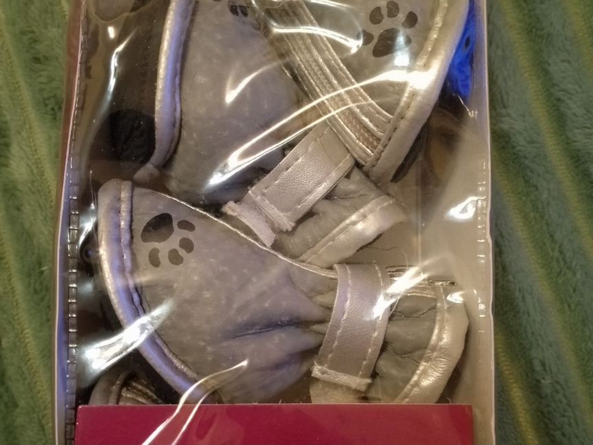 Ботинки для собак petmax 4 размер (1 раз надели)