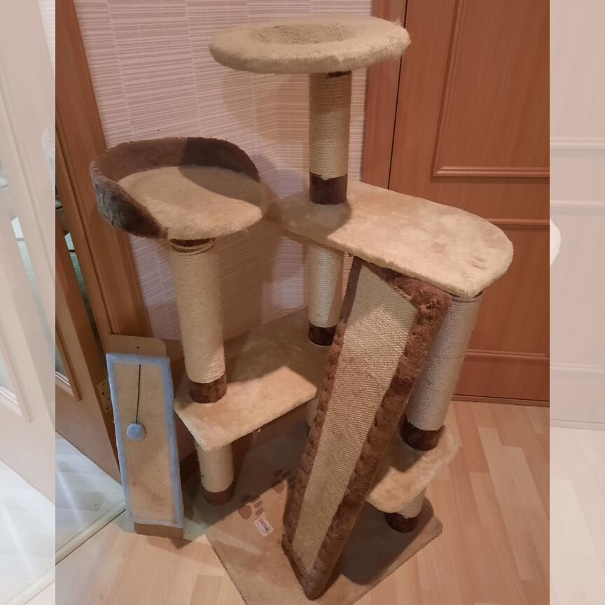 Когтиточка с лежанкой для кошек