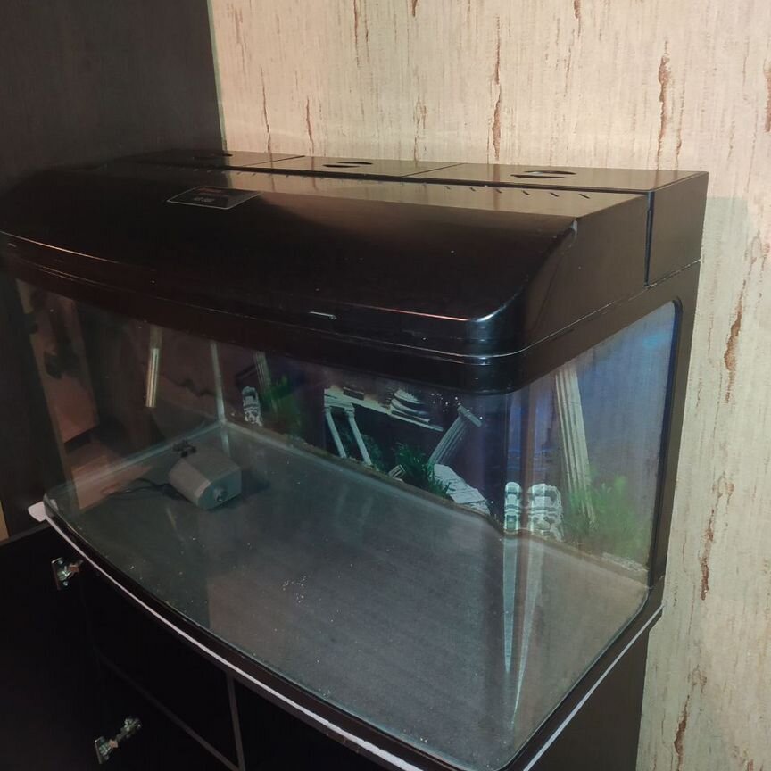 Аквариум с тумбой 200л