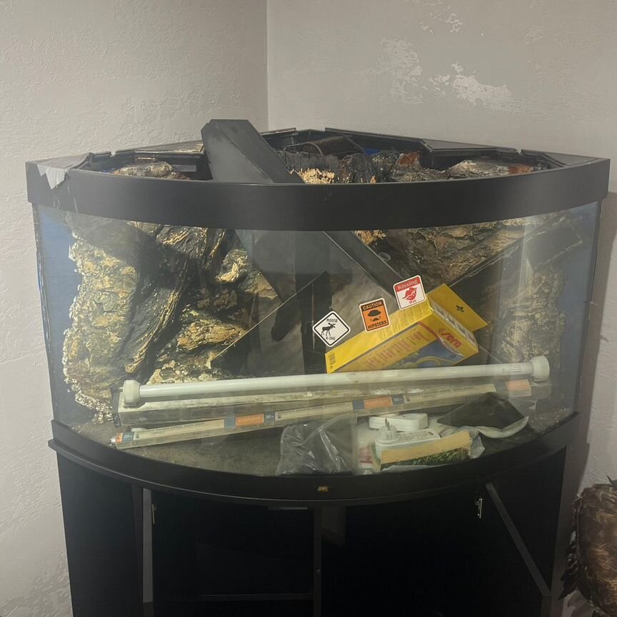 Аквариум с тумбой juwel