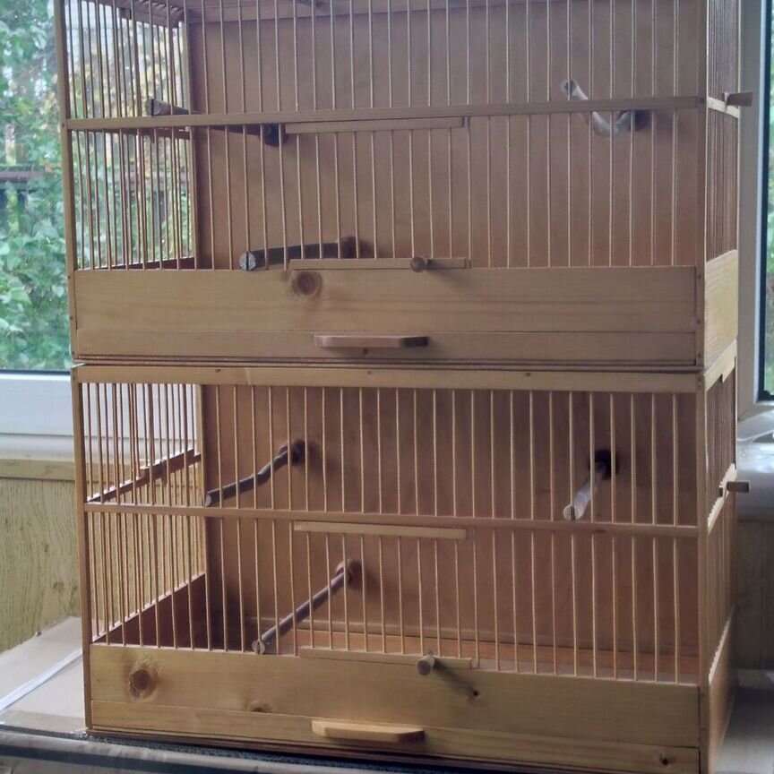 Клетка для птиц из дерева