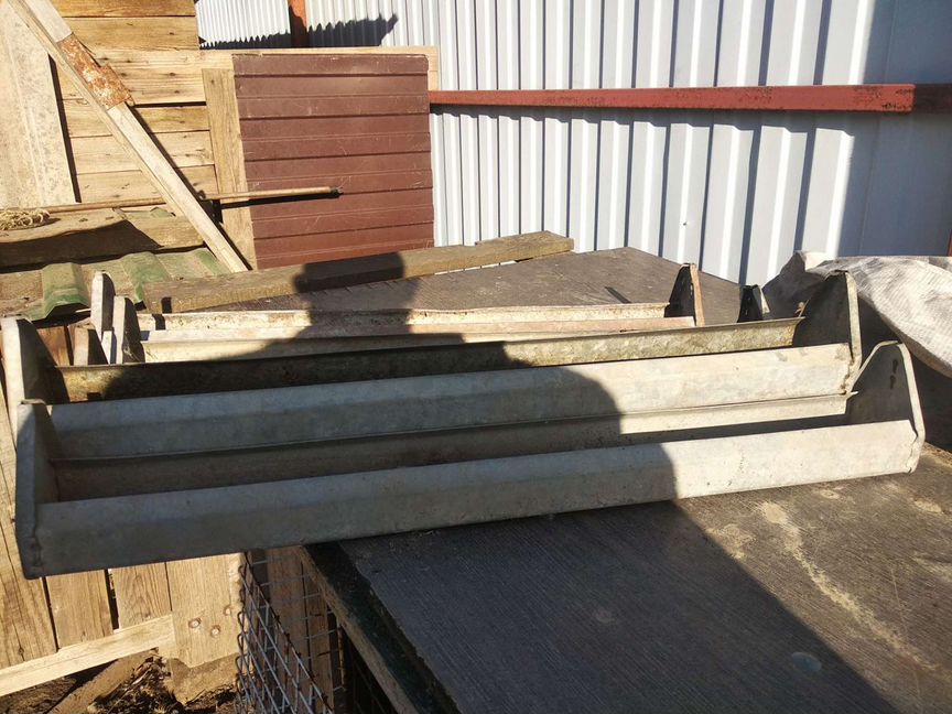 Кормушки для перепелов, кроликов, цыплят