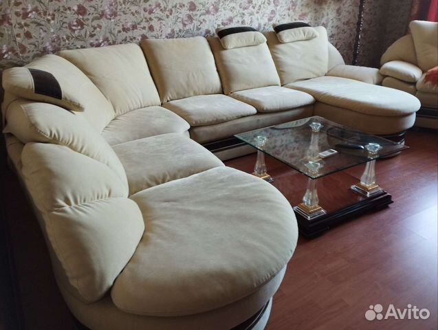 Большой угловой диван бу , б/у , материал - Замша , цвет Бежевый купить ...