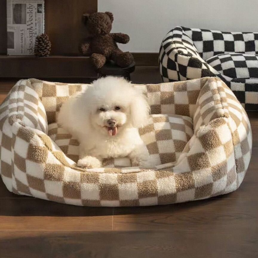 Лежанка для собак и кошек