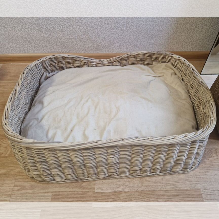 Лежанка для кошек