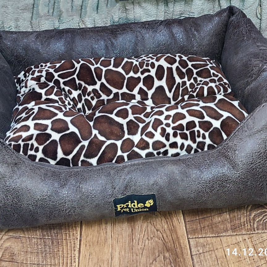 Два лежака для собачек