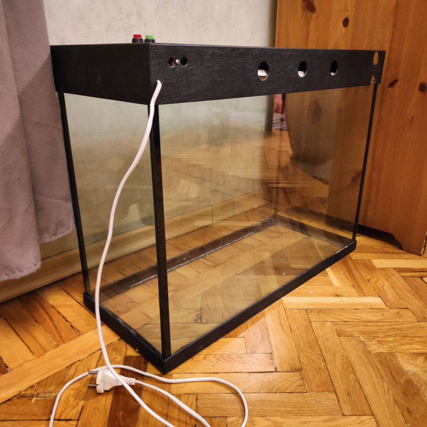 Аквариум литров 70