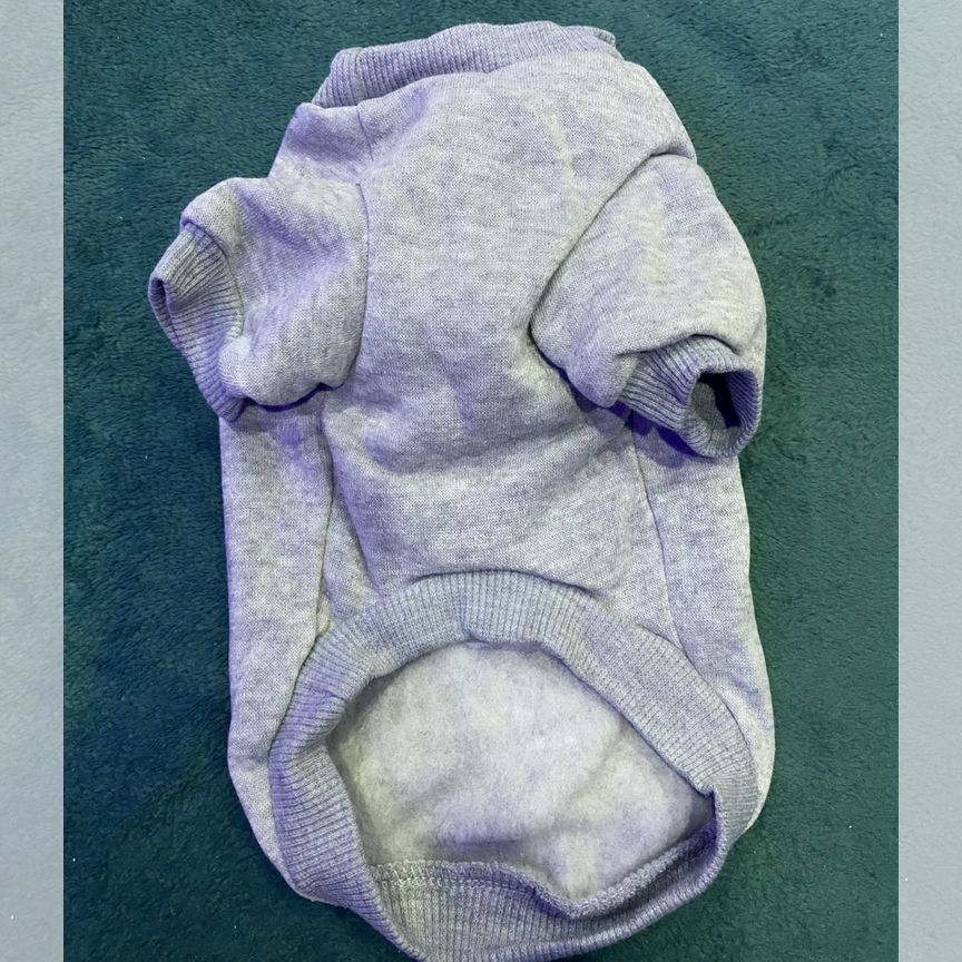 Свитер для маленькой собаки