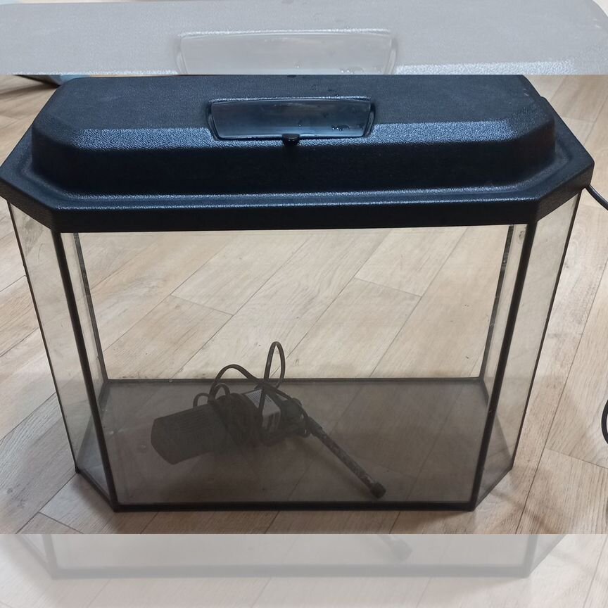 Аквариум с подсветкой 20 л