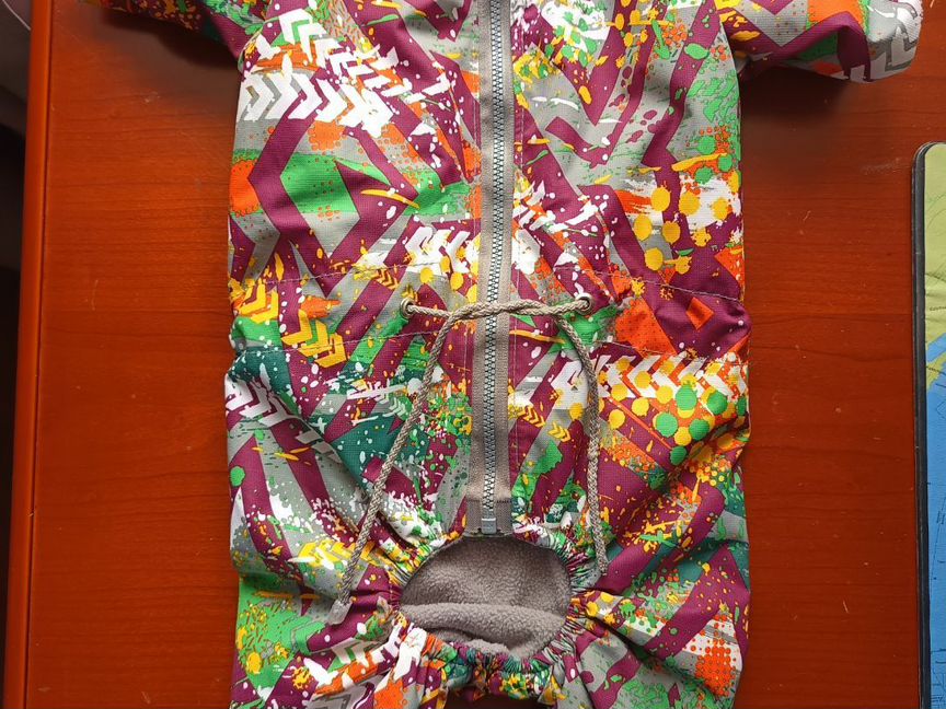 Комбинезон на маленькую собаку