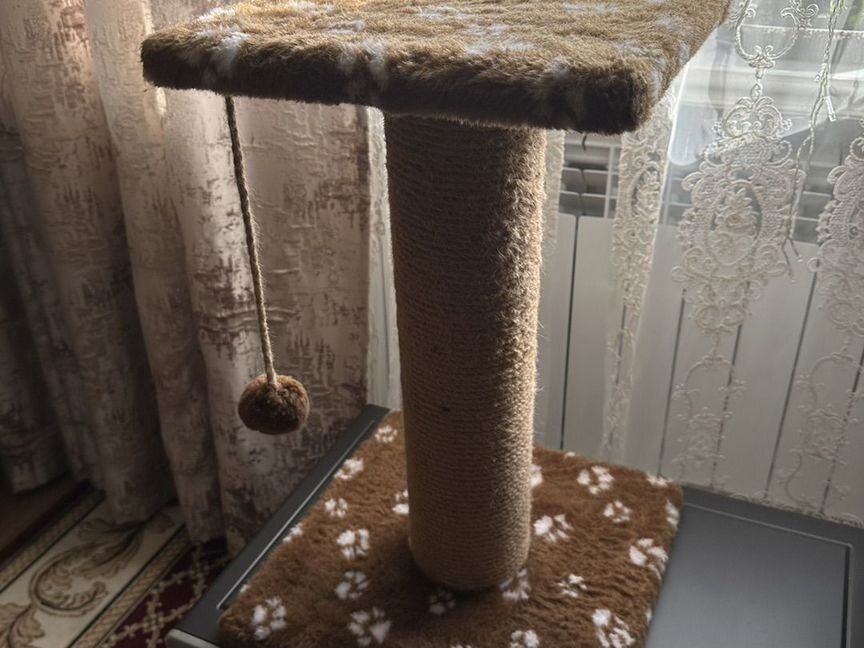 Лоток и когтеточка