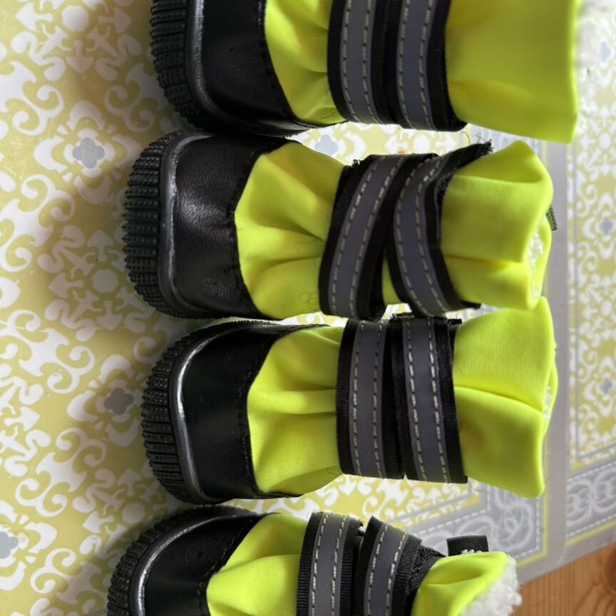 Ботинки зимние для собак мелких пород