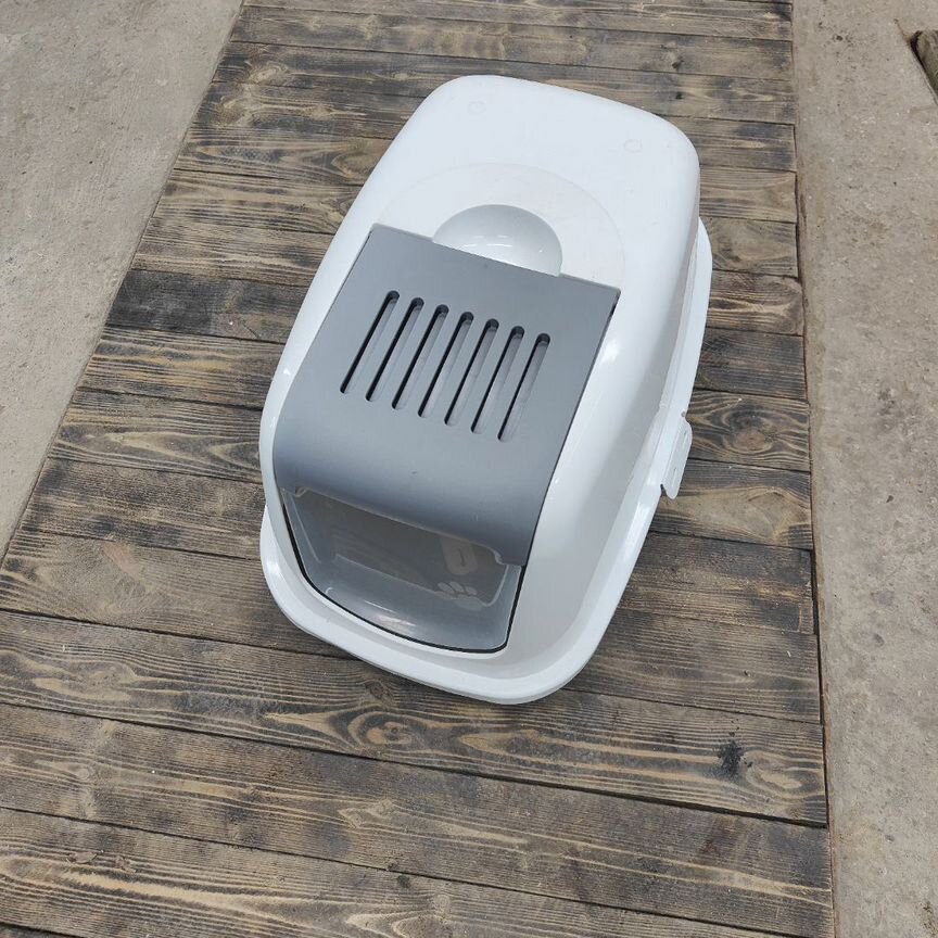 Кошачий лоток закрытый