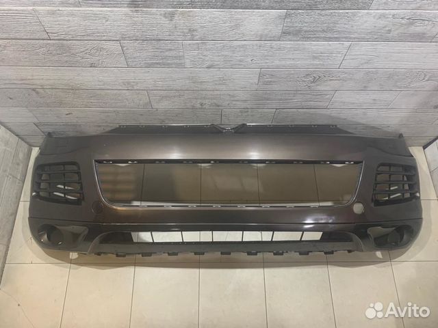 Бампер передний с юбкой и накладками VW Touareg NF купить в Москве VAG ...