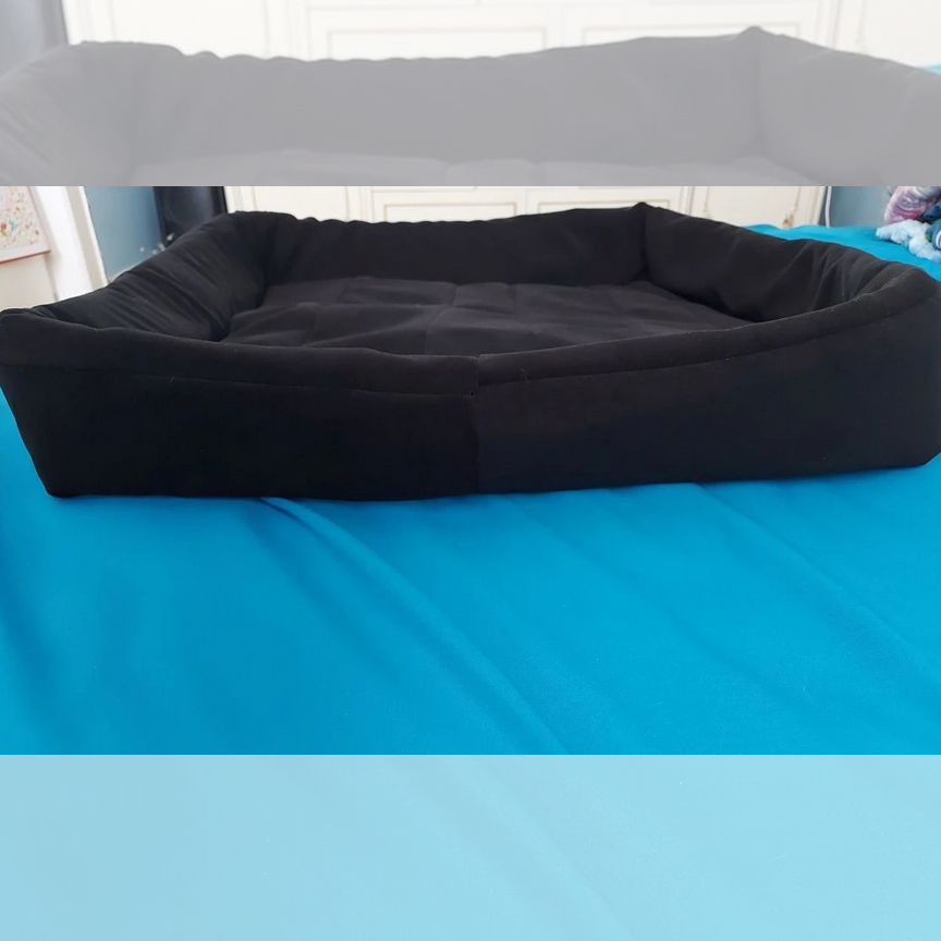 Лежанка 75х80 для собак или кошек, велюр