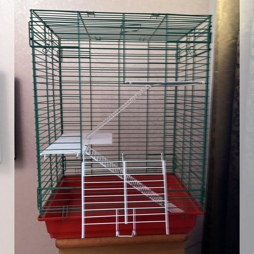 Клетка для шиншилл и хорьков с железными этажами