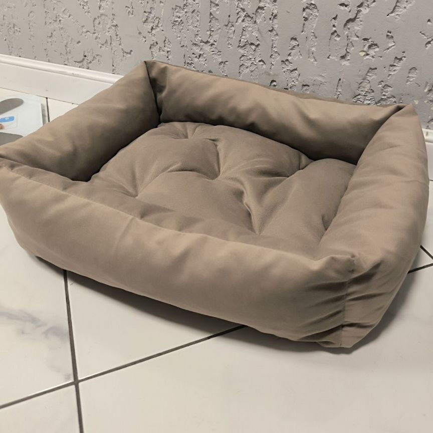 Лежанка для собак и кошек 45" 35*15