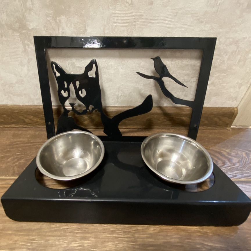 Подставка под миски для кошек
