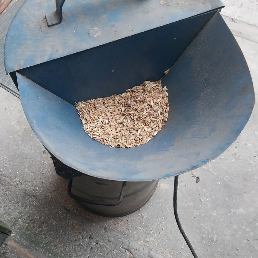 Зернодробилка фермер