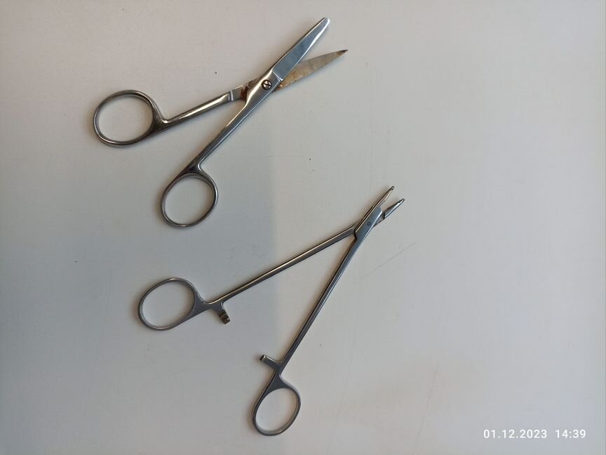 Инструменты для врачей и ветеринарных врачей