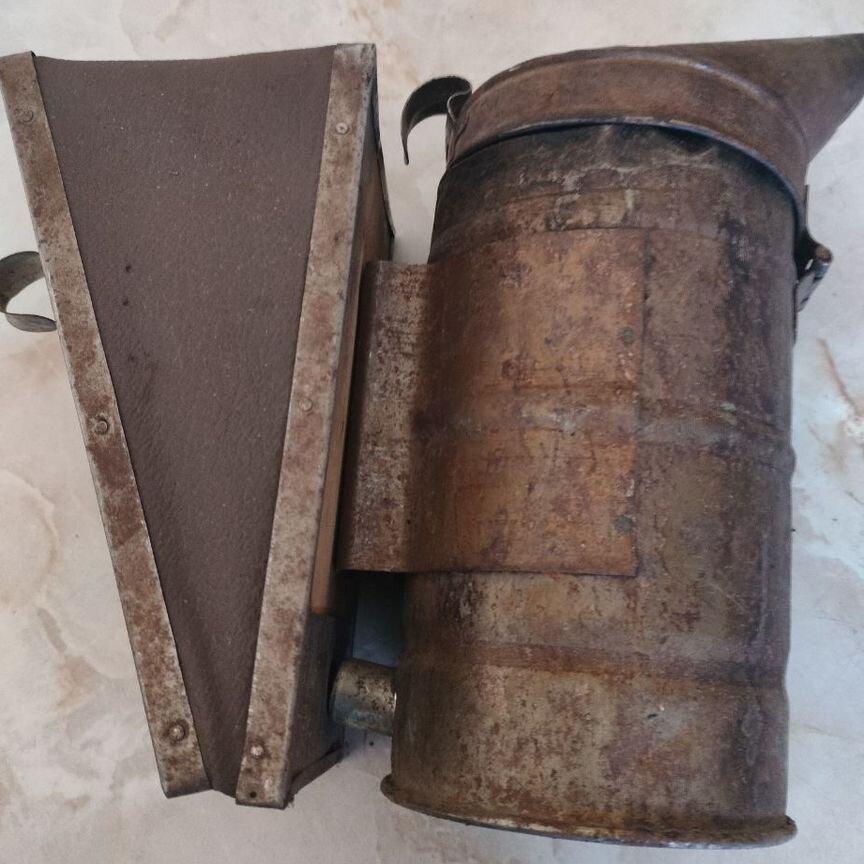 Дымарь пчеловода