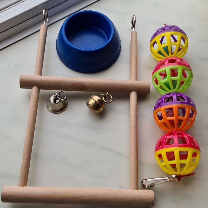 Игрушки для попугайчика