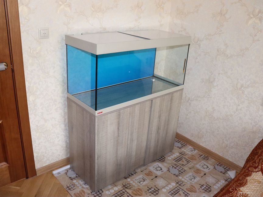 Аквариум с тумбой бу