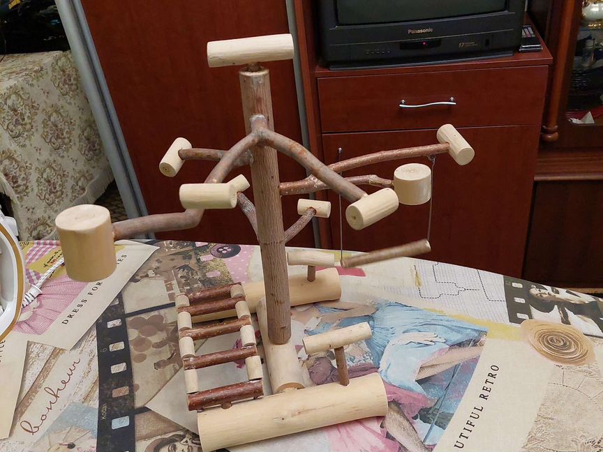 Присадка для птиц из натурального дерева