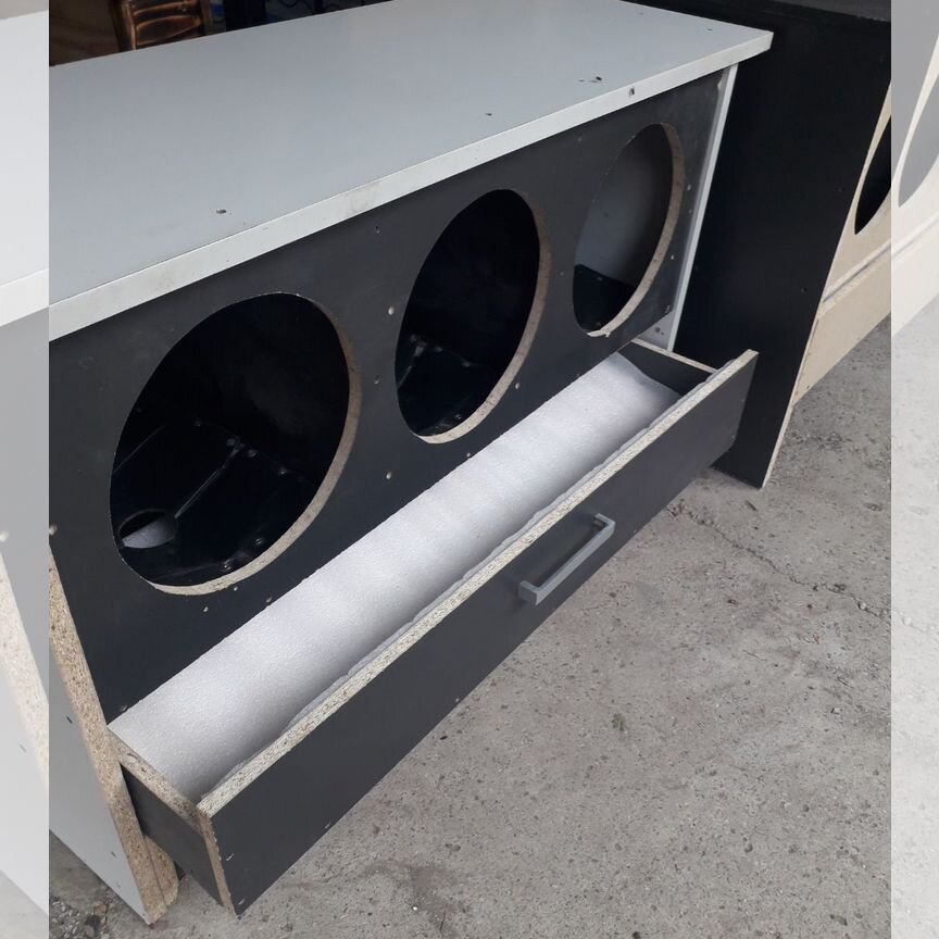 Гнездо для кур с яйцесборником