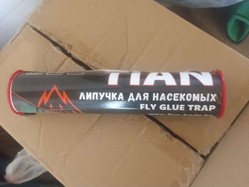 Липучка для ловли насекомых