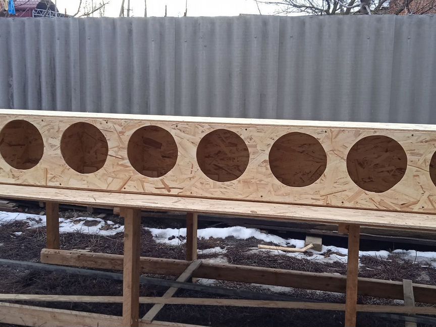 Гнездо для кур с яйцесборником и без