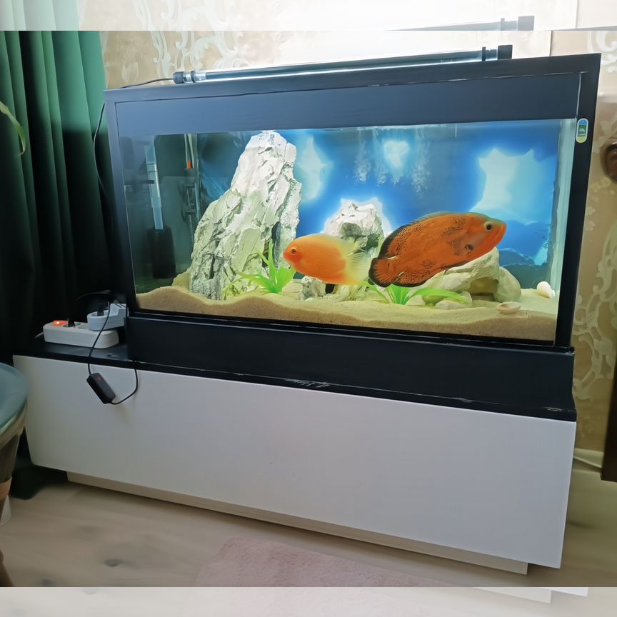 Аквариум с тумбой 150л