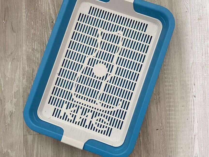 Лоток туалет для котят / кошек с сеткой / решеткой