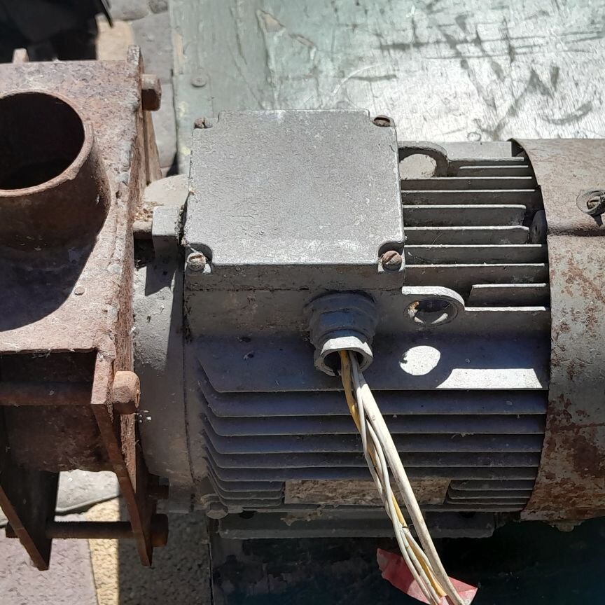 Зернодробилка