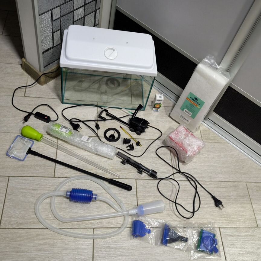 Аквариум и аксессуары цена за всё