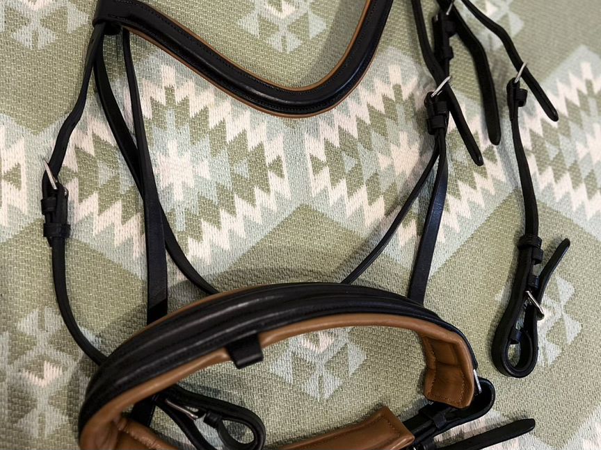 Уздечка для лошади (оголовье) COB