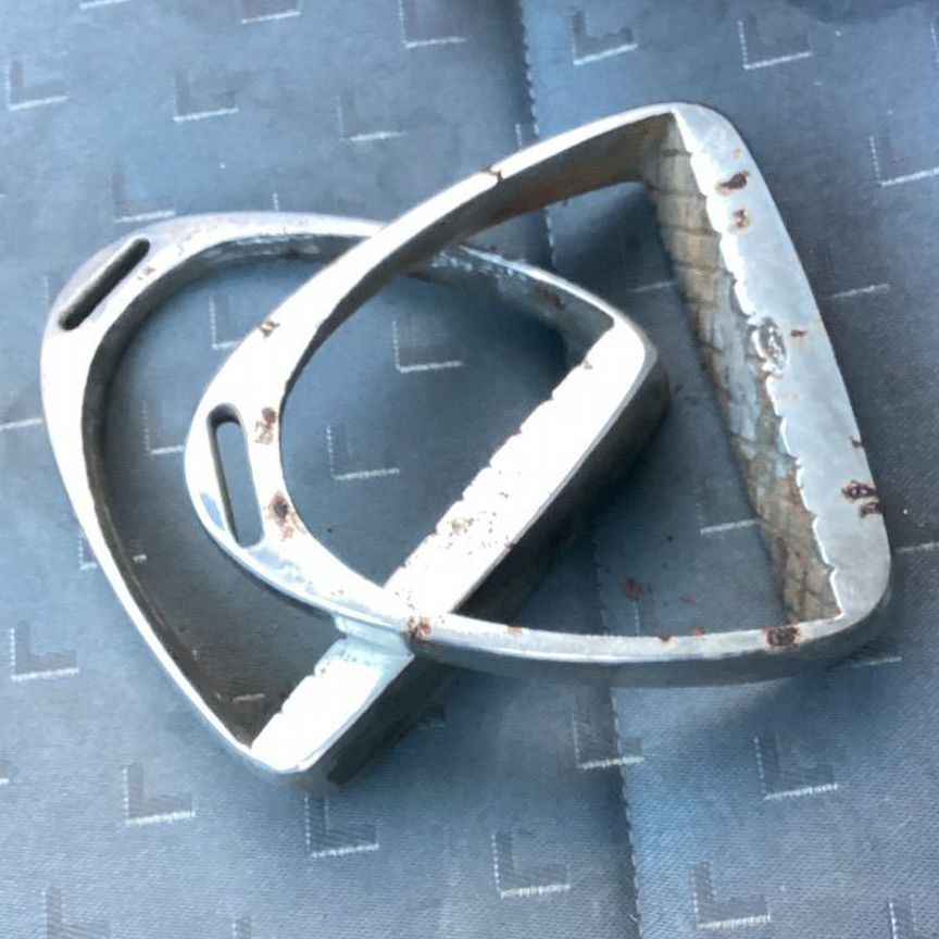 Стремена для лошади бу