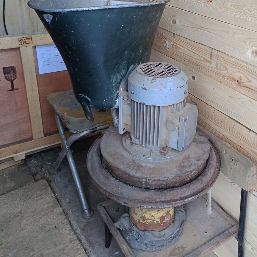 Дробилка для зерна