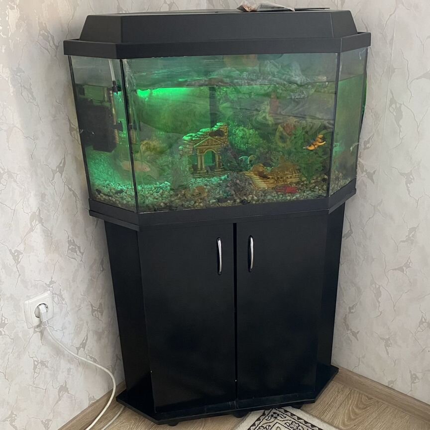 Аквариум с тумбой 80 литров