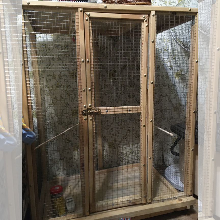 Клетка для больших попугаев